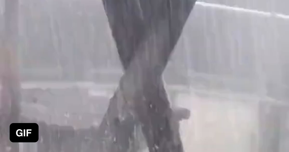 All alone... in my own... little chair... in the rain - 9GAG