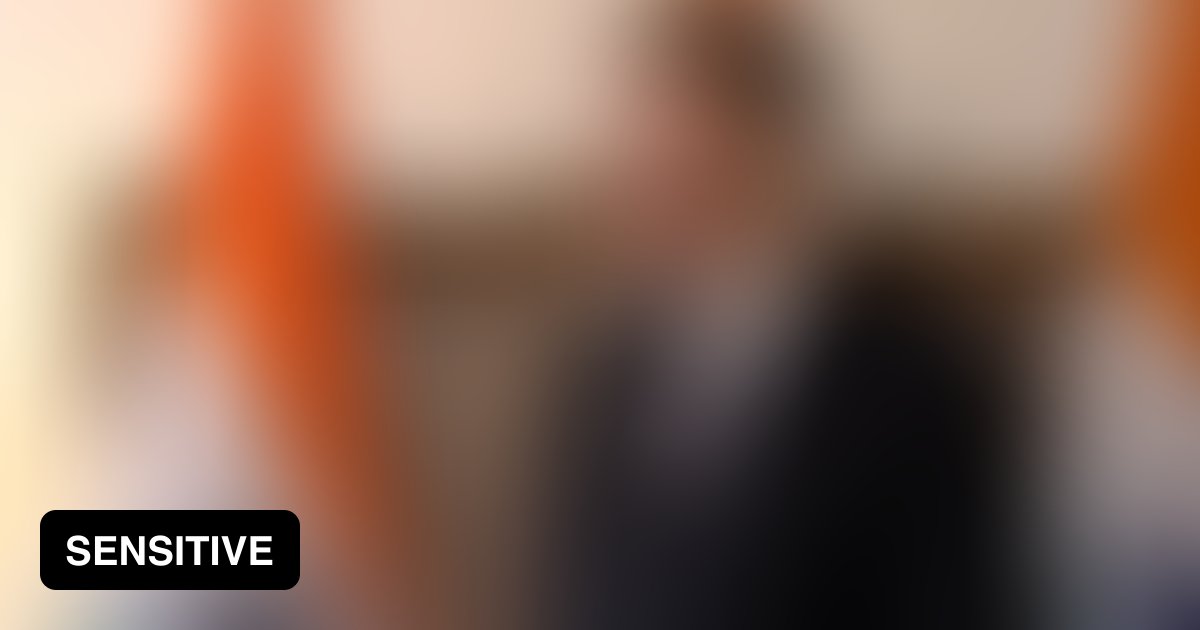 Sab india aao re, tum maal bnao population hum denge - 9GAG