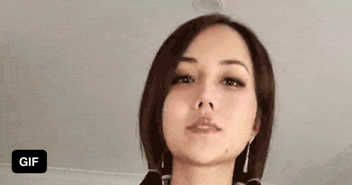 Nothing under, just a short dress ~ - 9GAG