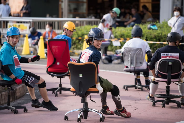 In Japan they have a two hour endurance race, organized by the Japan ...