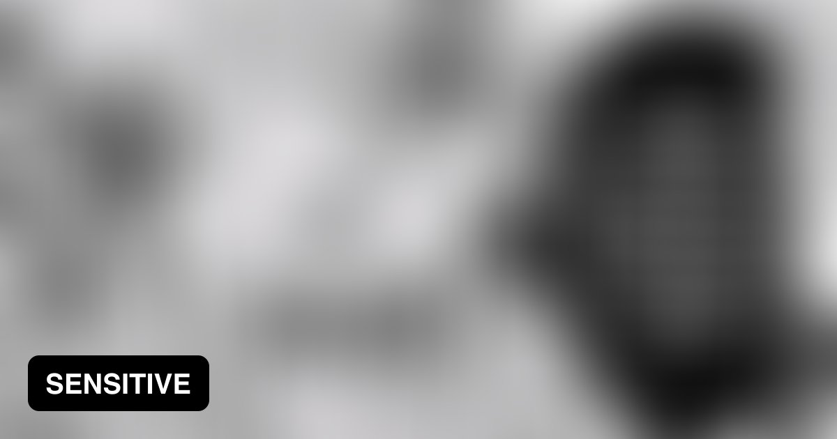 Don't stick your PP in crazy, but damn they're hot AF - 9GAG