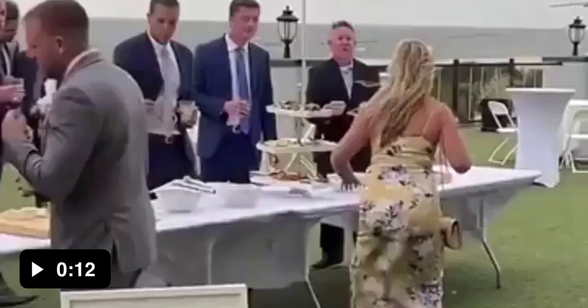 Perfect timing - 9GAG