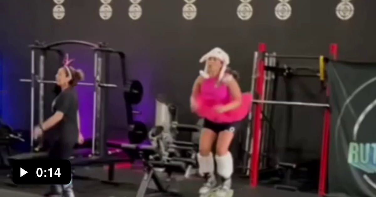 What girls think counts as working out - 9GAG