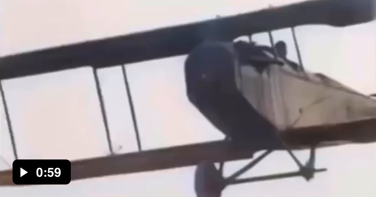 Female Pilot changes a broken wheel on a plane mid-air , 1926 - 9GAG