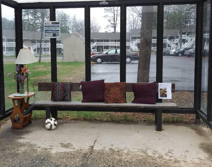 Cozy bus stop - 9GAG