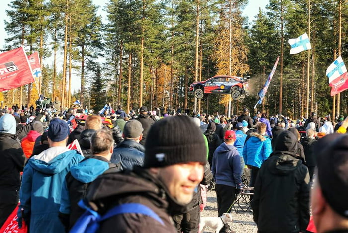 Some weird rally in finland - 9GAG