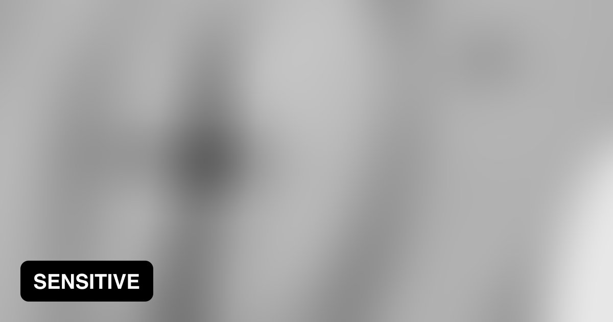 Touch me without using your hands - 9GAG