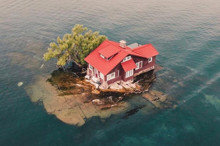 When you really hate noisy neighbours. - 9GAG