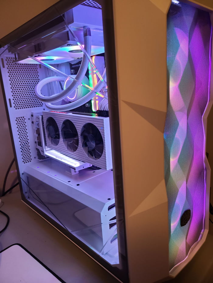 My PC lit up. - 9GAG