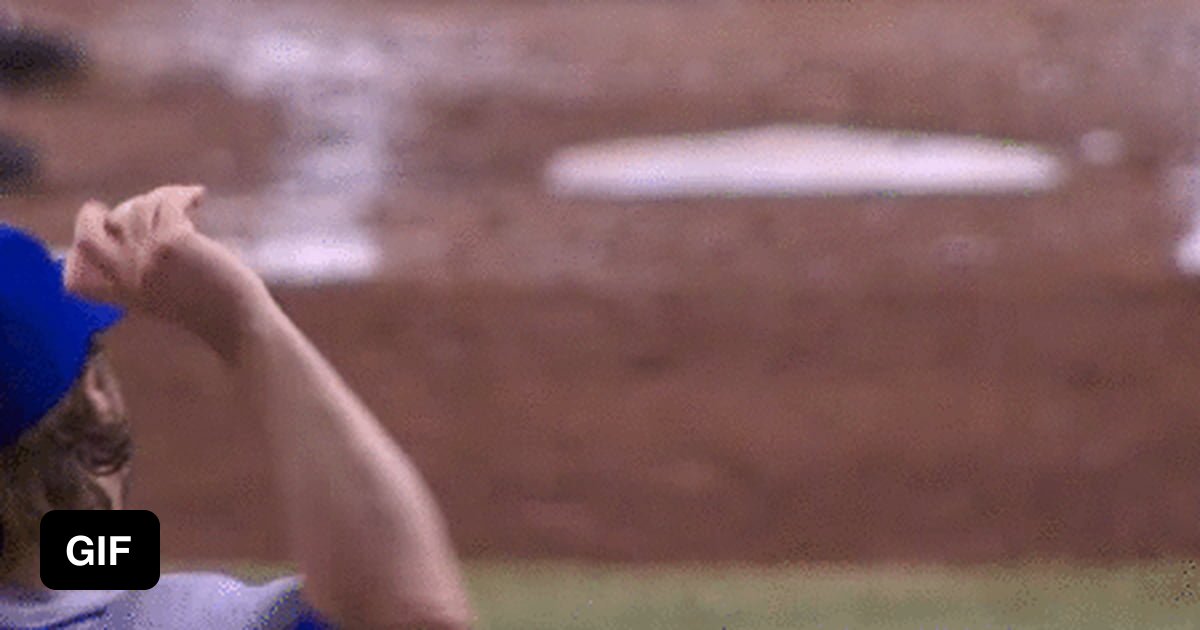 Awesome slowmo knuckleball by R.A. Dickey - 9GAG