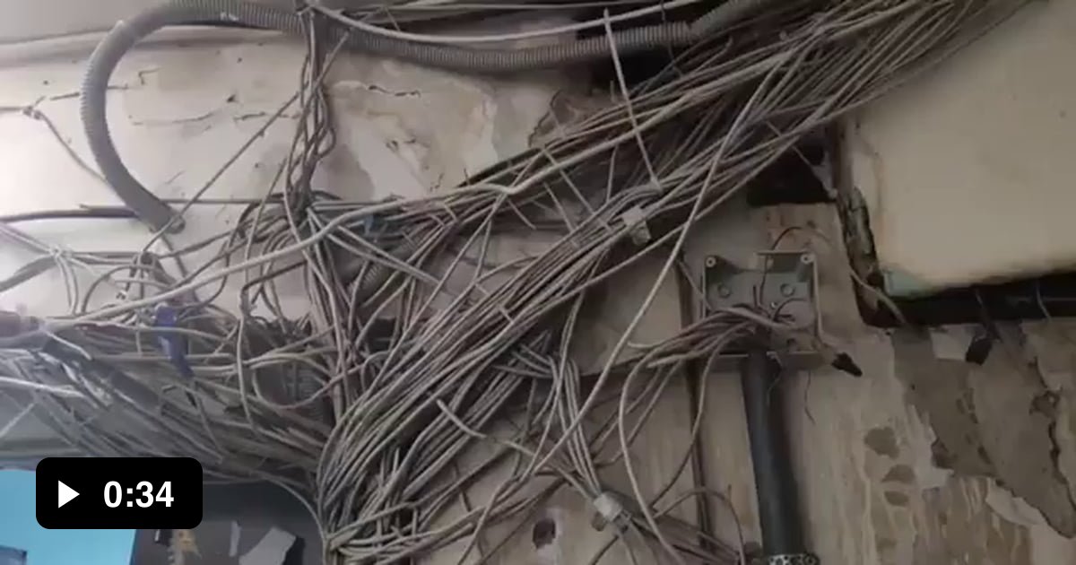 Some really fascinating cable management - 9GAG
