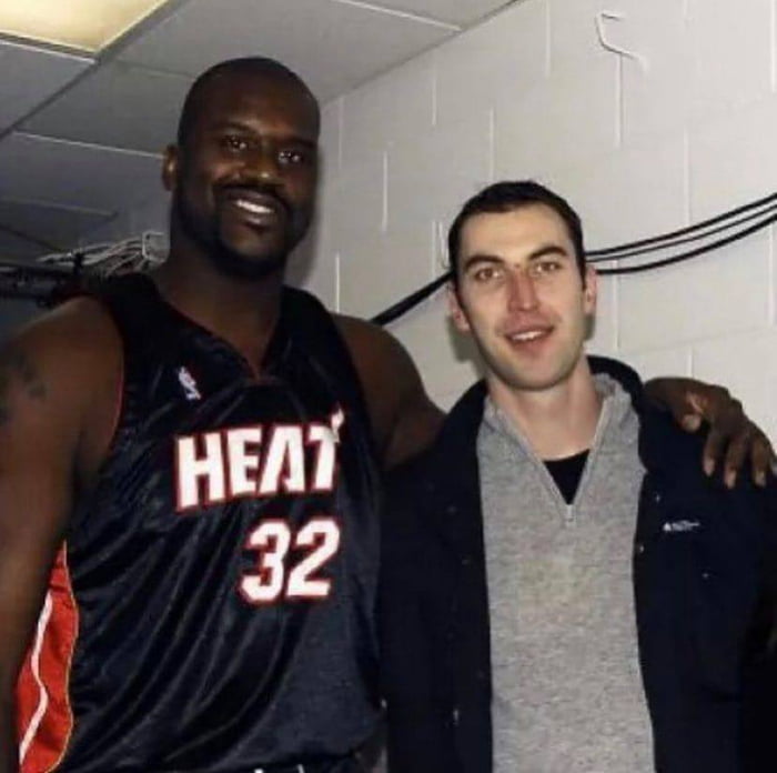 You thought Chara was tall?! - 9GAG