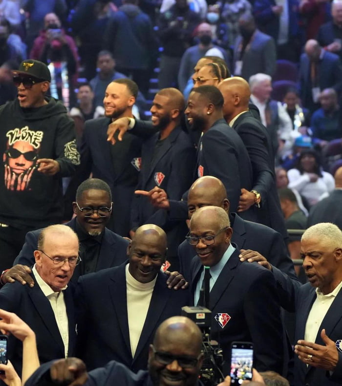 Several Generations of NBA Legends in One Photo - 9GAG