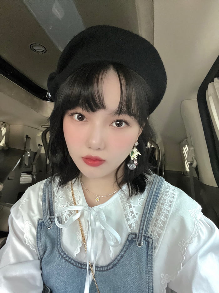 Yerin Twitter Update (MBC NET NEWTRO Season 4 & KBS World Boss Pet) - 9GAG