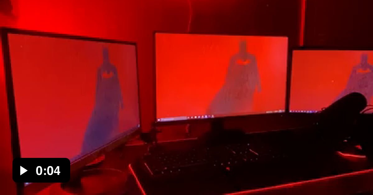 New Desk Setup for celebration of The Batman - 9GAG