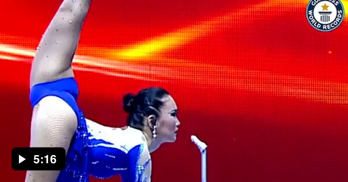 This contortionist holds the record with an incredible 4 mins 17 secs long of The Marinelli bend ...