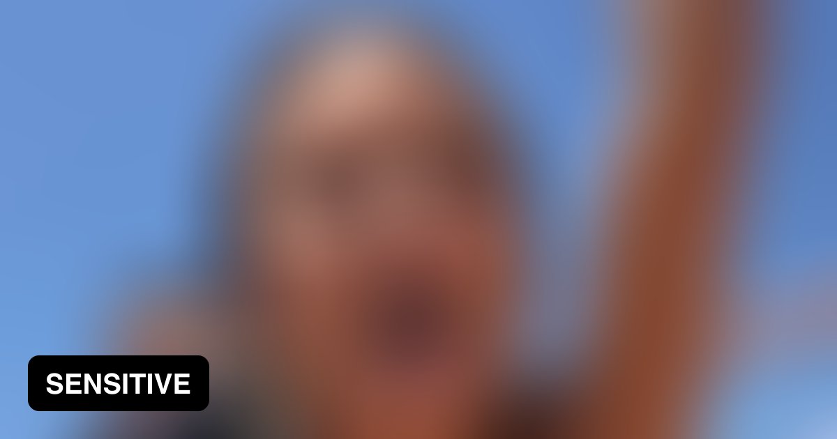 Quick flash became permanent - 9GAG