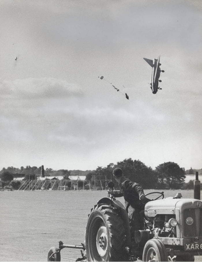 Test pilot George Aird ejecting from English Electric Lightning F1 ...
