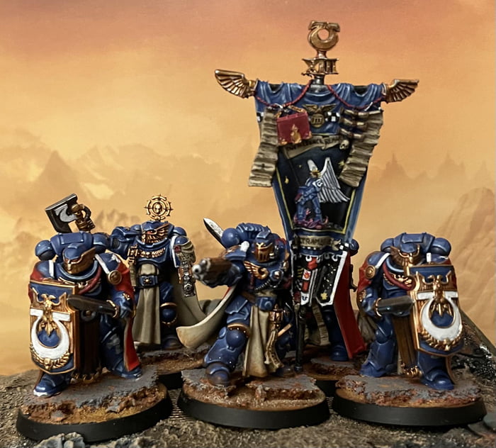 The Banner of Macragge ! - 9GAG