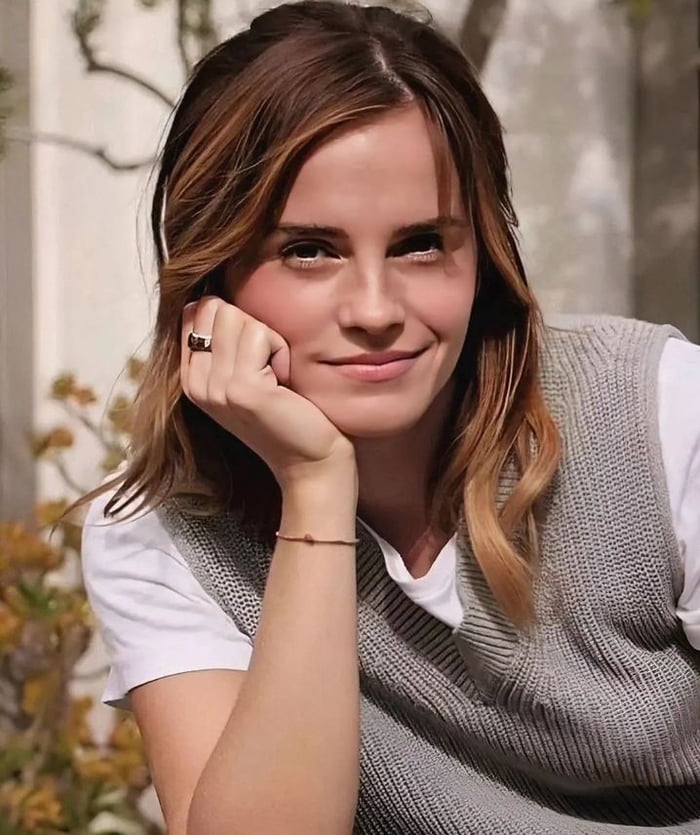 Long live the queen 👑 - 9GAG