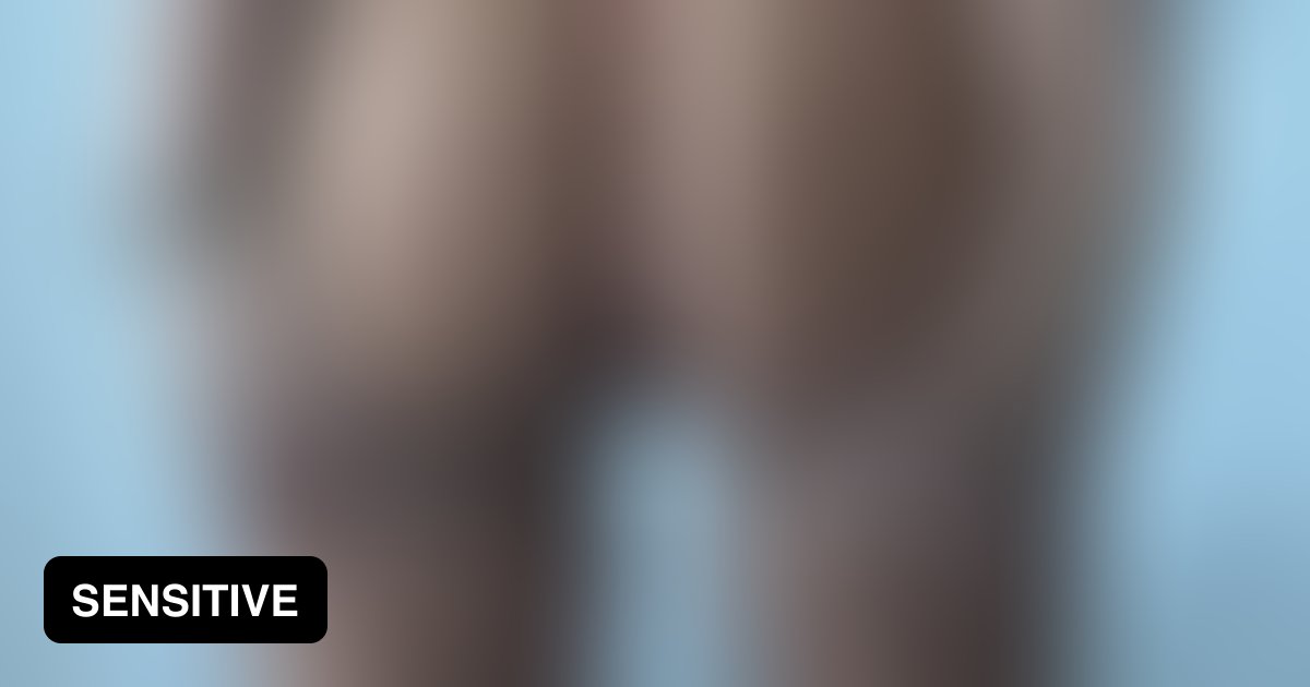 Thong Thursday is a great reason to show it off - 9GAG