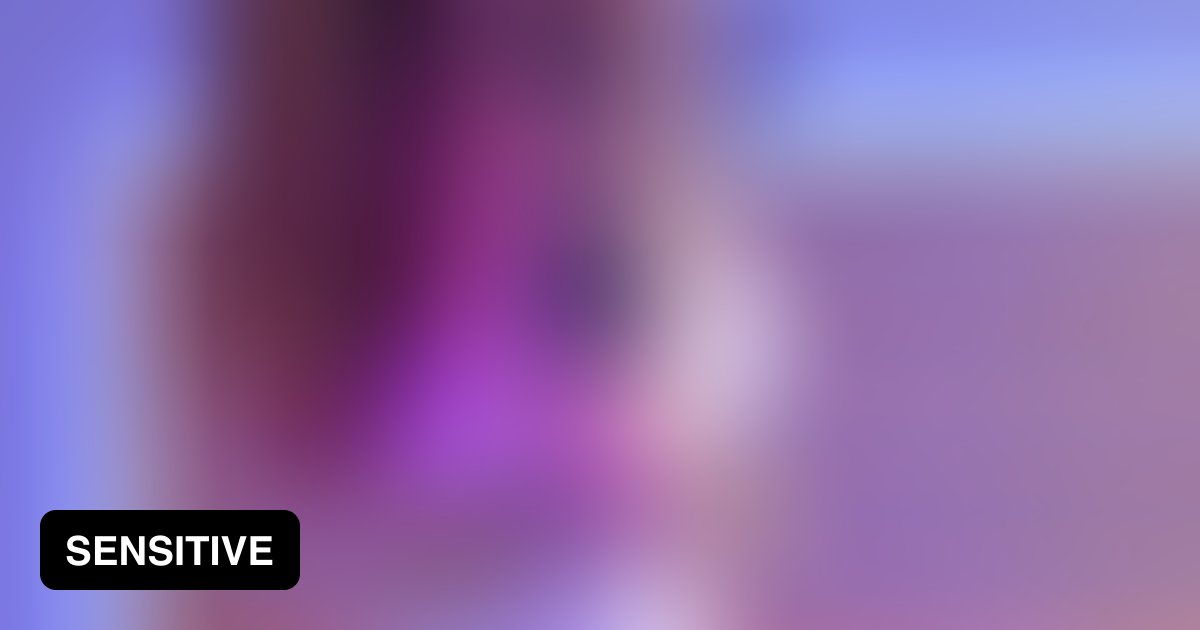 Sweet cheeks and hot buns - 9GAG