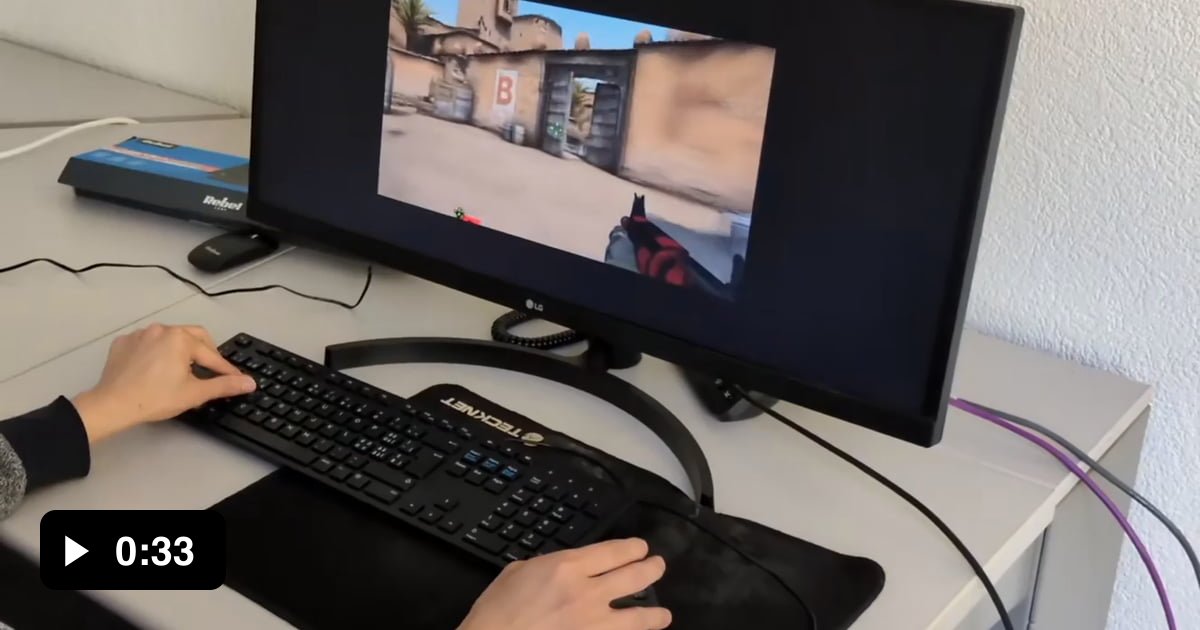 You can now play AI generated CS in real time. - 9GAG