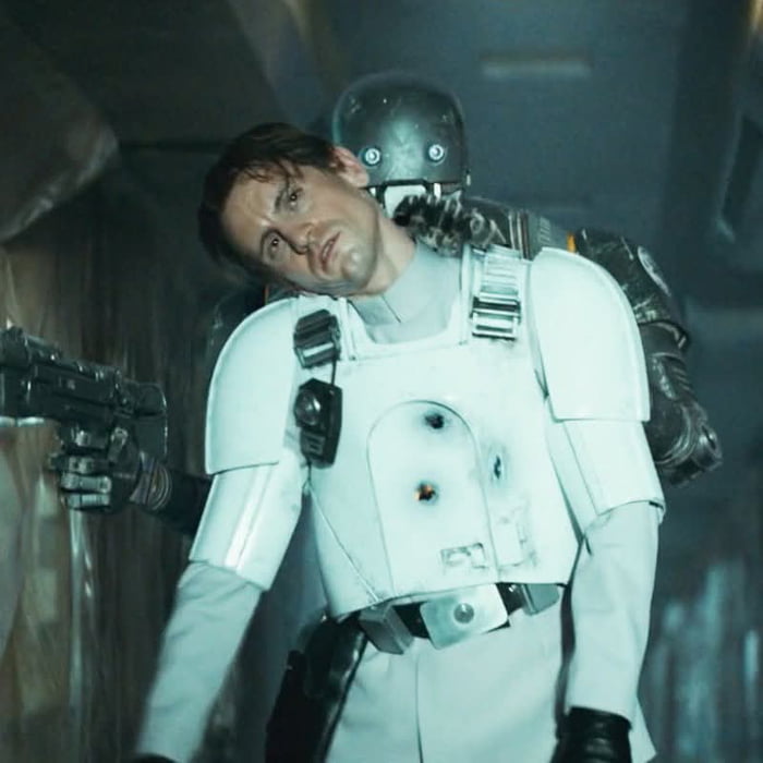 What would you do is this guy comes at you with a human shield in a hallway - 9GAG