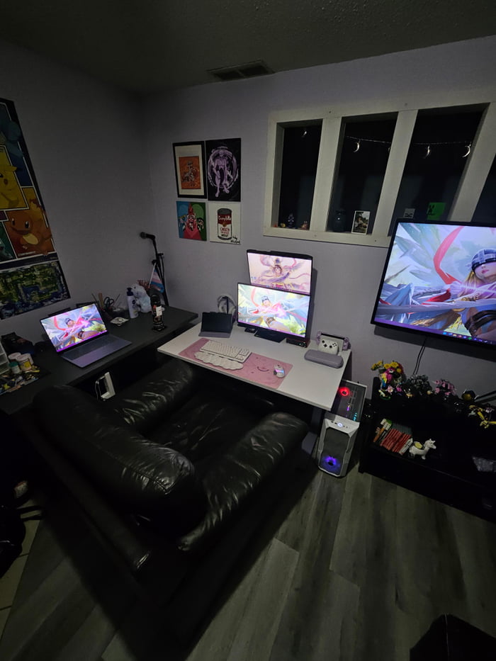 The Most Comfortable Station Ever - 9GAG