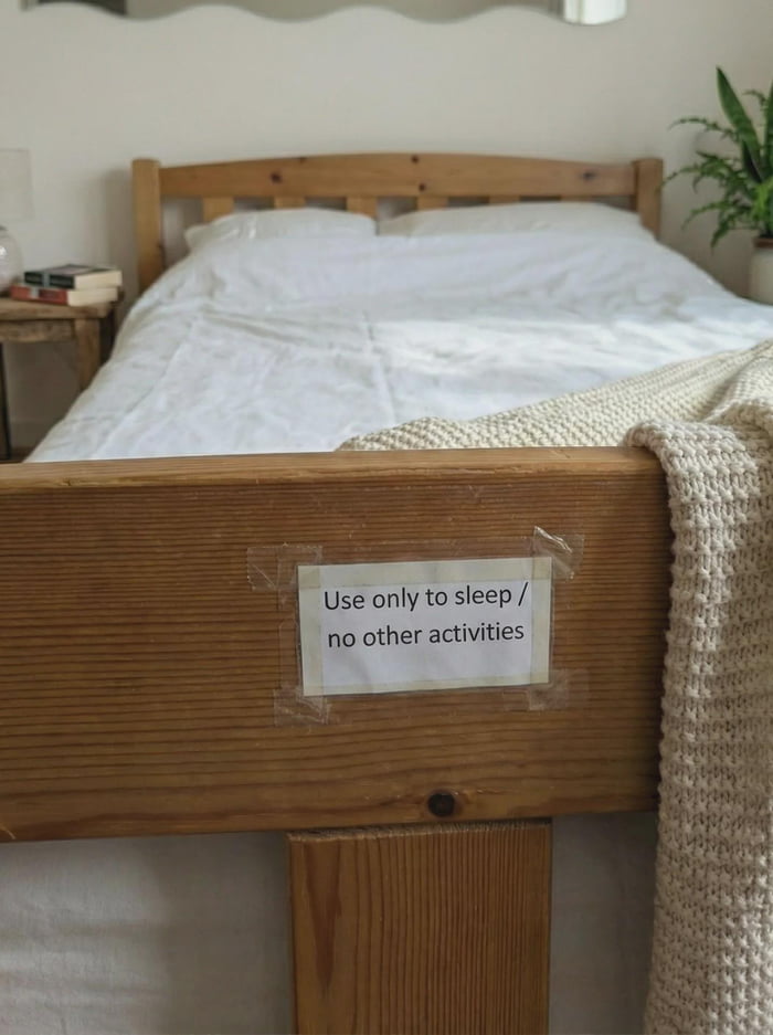 Sign trying to keep me accountable - 9GAG
