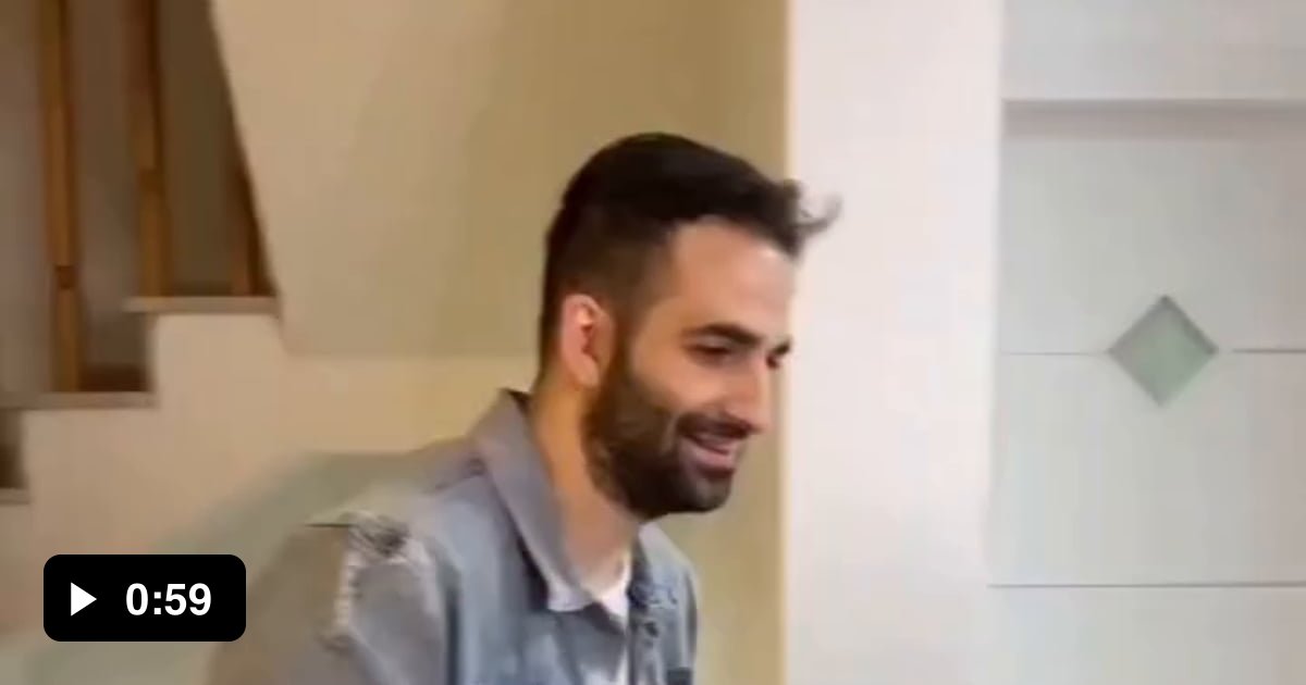 How'bout a magic trick? Its; gone - 9GAG