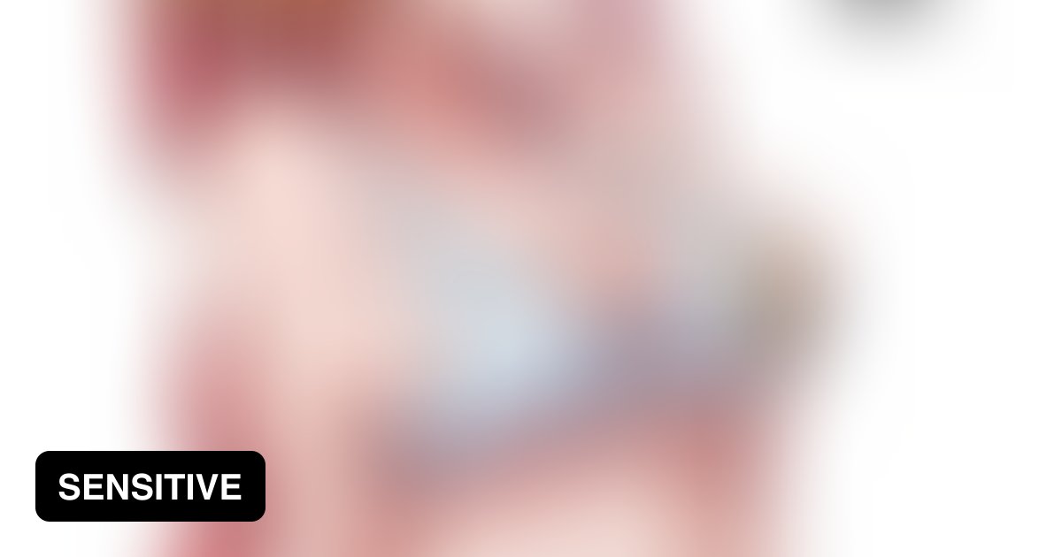 Uta in a tight bikini - 9GAG