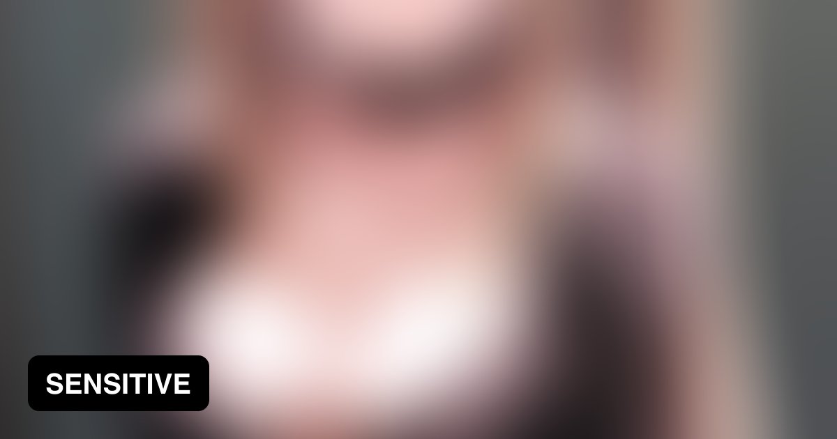 Shy Goth Girlfriend - 9GAG