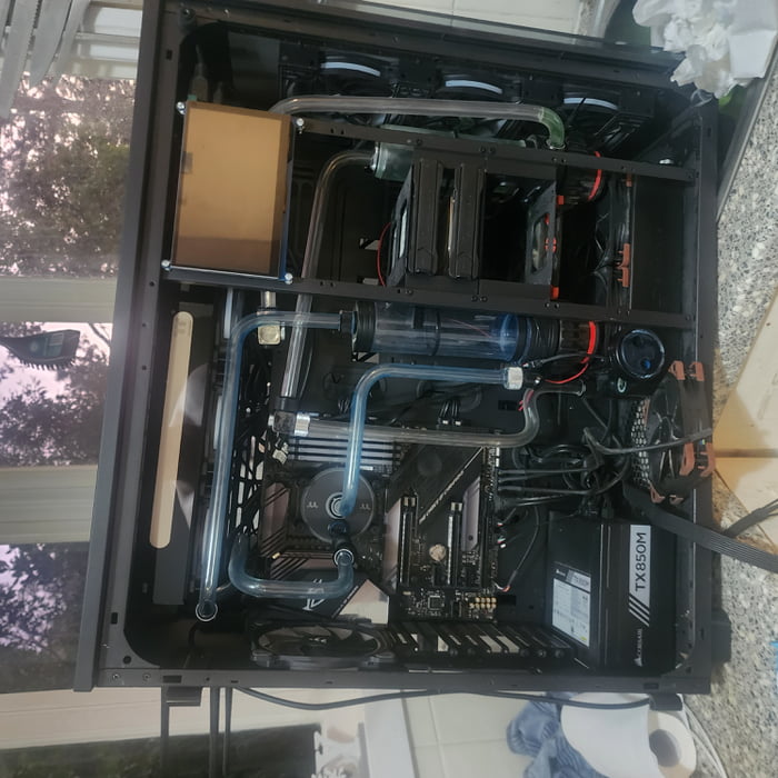 Just upgraded to 9950x Brilliant cpu. Instant boot times Super high ...