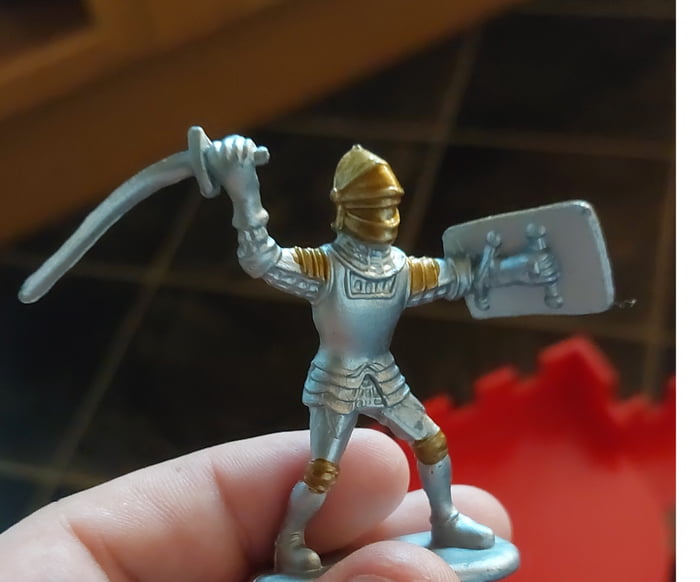 In battle, knights would use a floppy sword for more kinetic energy - 9GAG