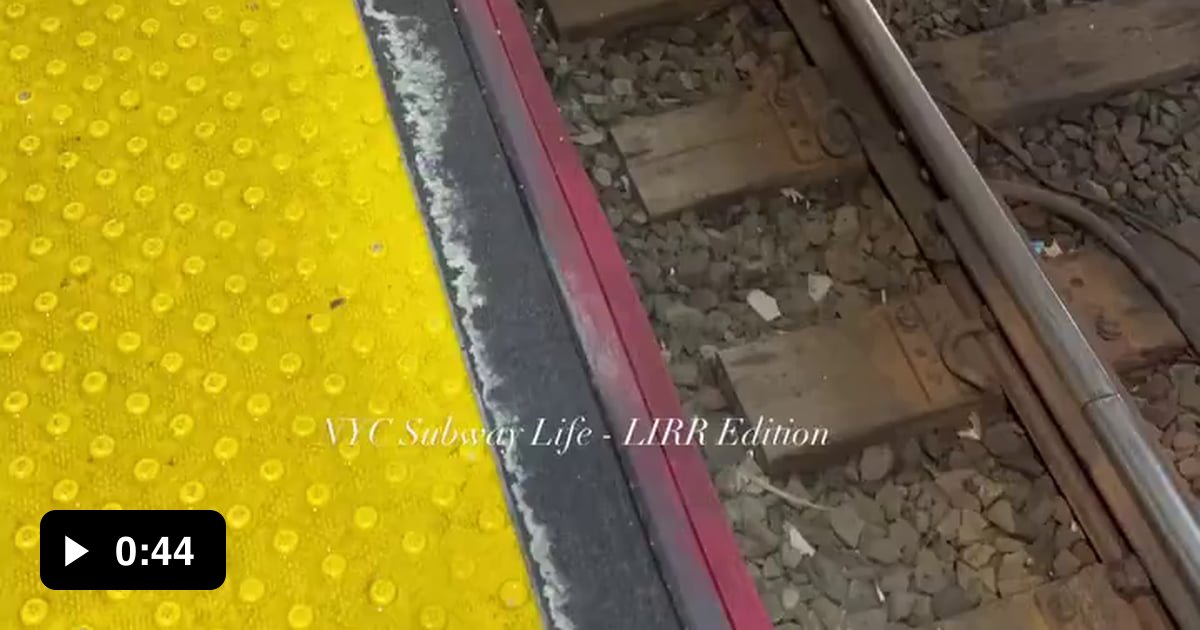 NYC Subway using Switch heaters to prevent freezing - 9GAG