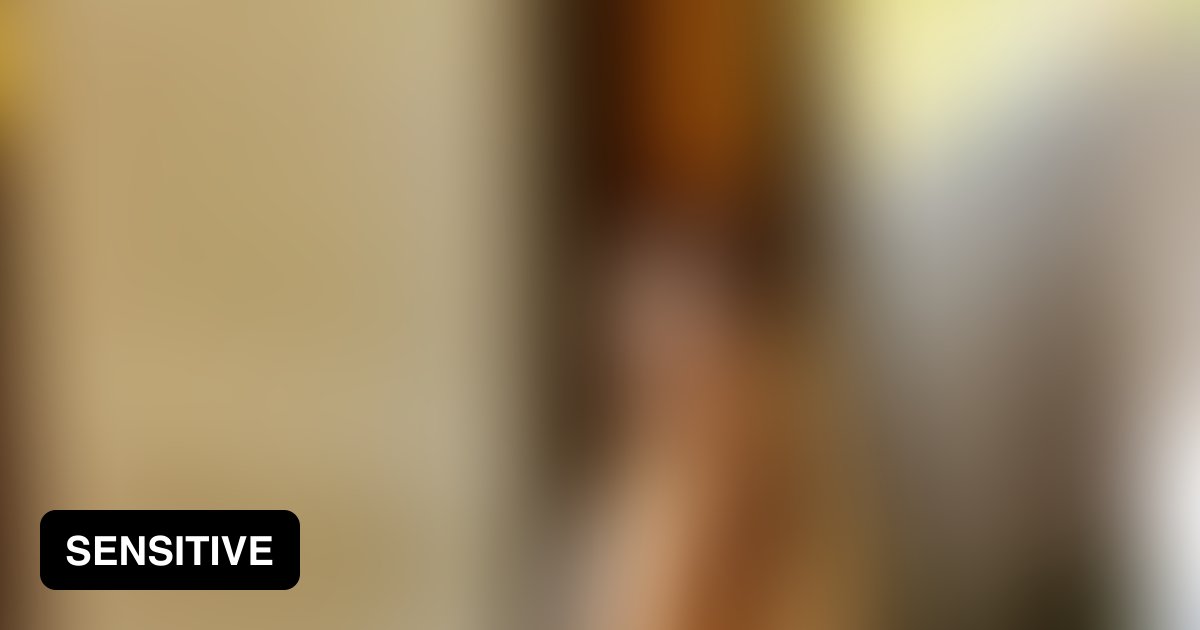 Petite peaches are still delicious - 9GAG