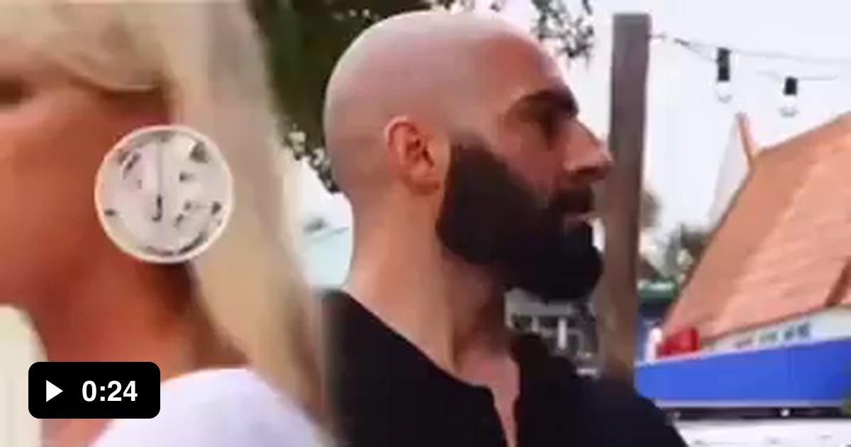 He knows exactly what he is doing - 9GAG