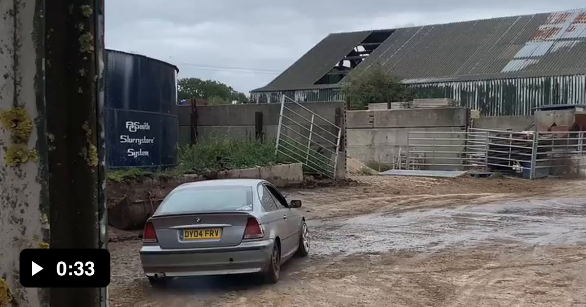 This guy has some real driving skills! - 9GAG