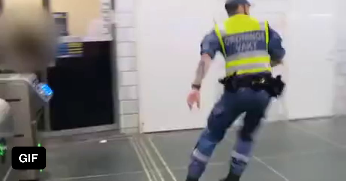 Security guard stops fight with style - 9GAG