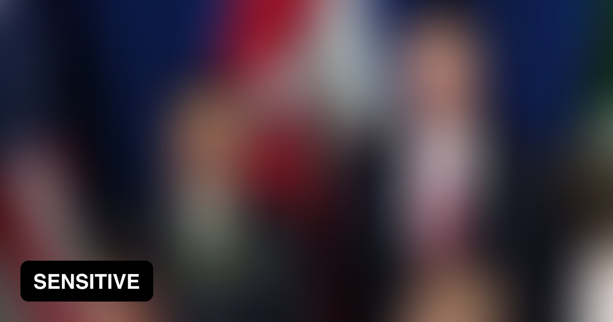 What is happening ? (wrong answers only) - 9GAG