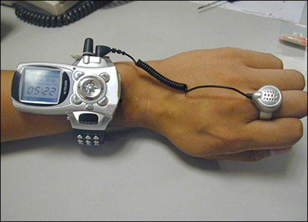 The Telson TWC 1150 camera watch phone. - 9GAG