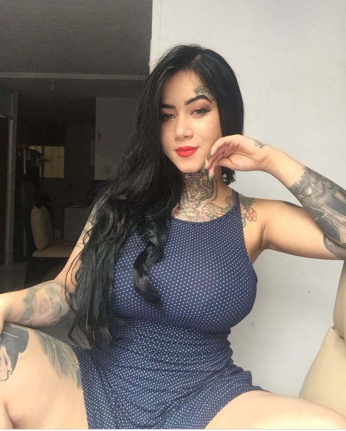 Srta Roja. She does... - 9GAG