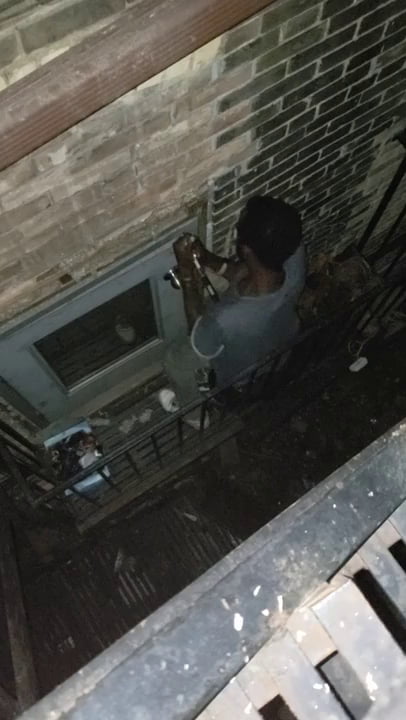 Guy breaking into the apartment below me. He was arrested 5 minutes ...