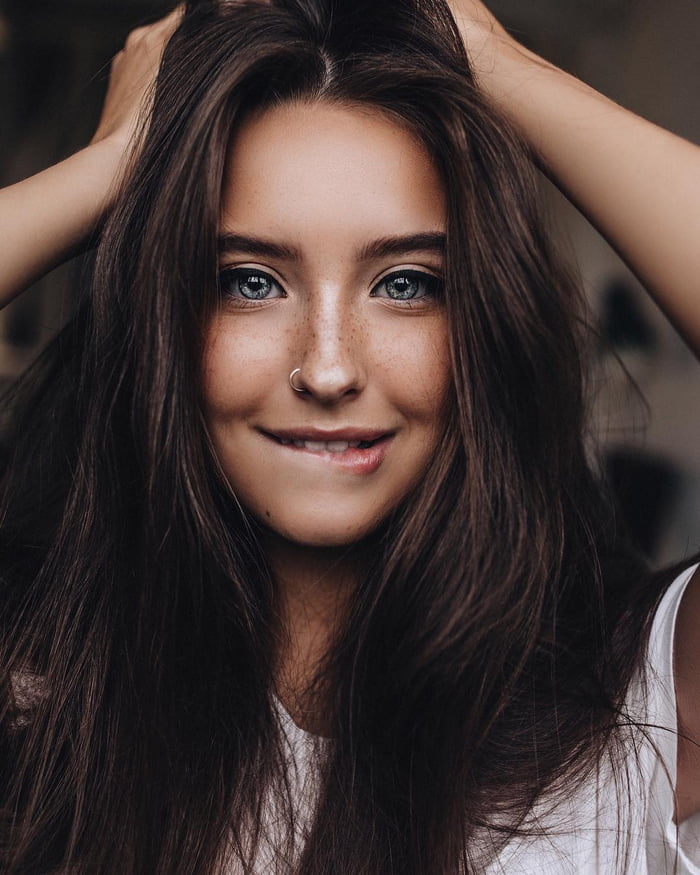 Ekaterina Mironenko - 9GAG