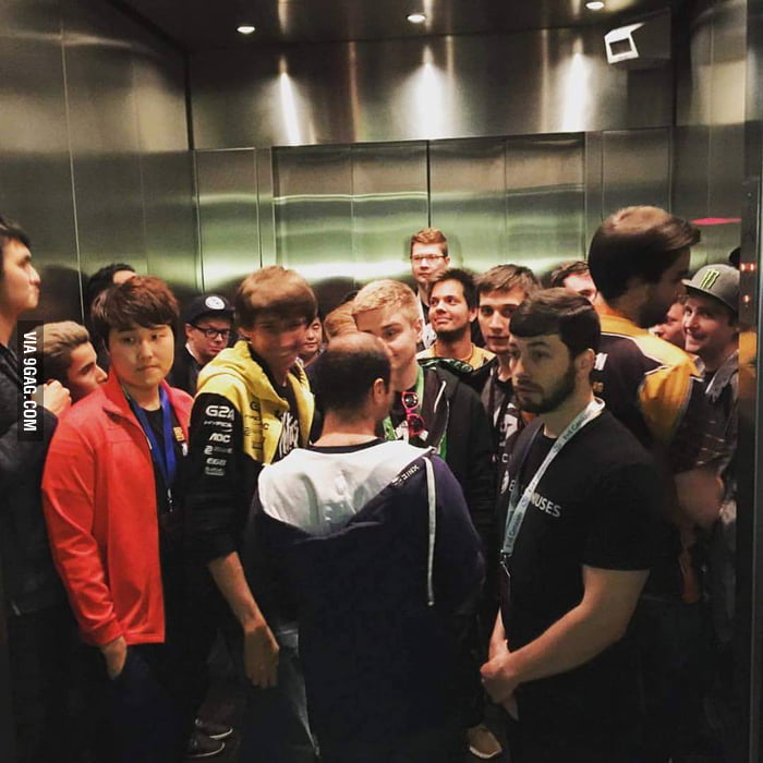 The world highest MMR elevator - 9GAG