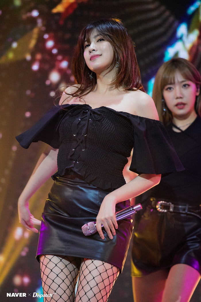 Apink - Hayoung Fishnets - 9GAG
