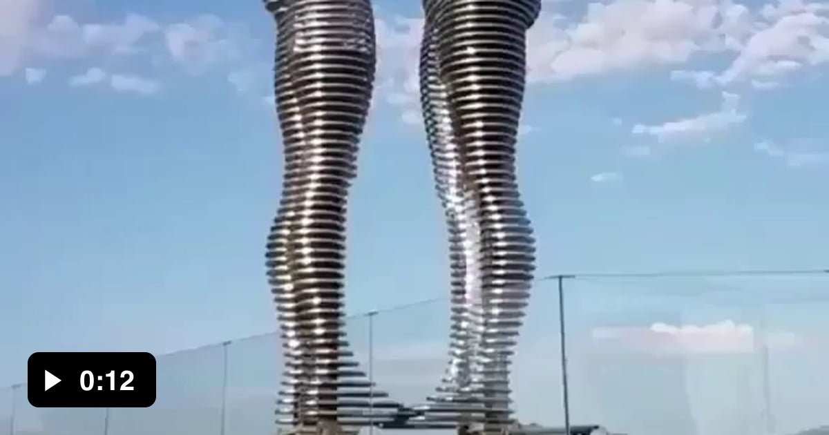 Monument dedicated to Ali and Nino in Batumi, Georgia. - 9GAG