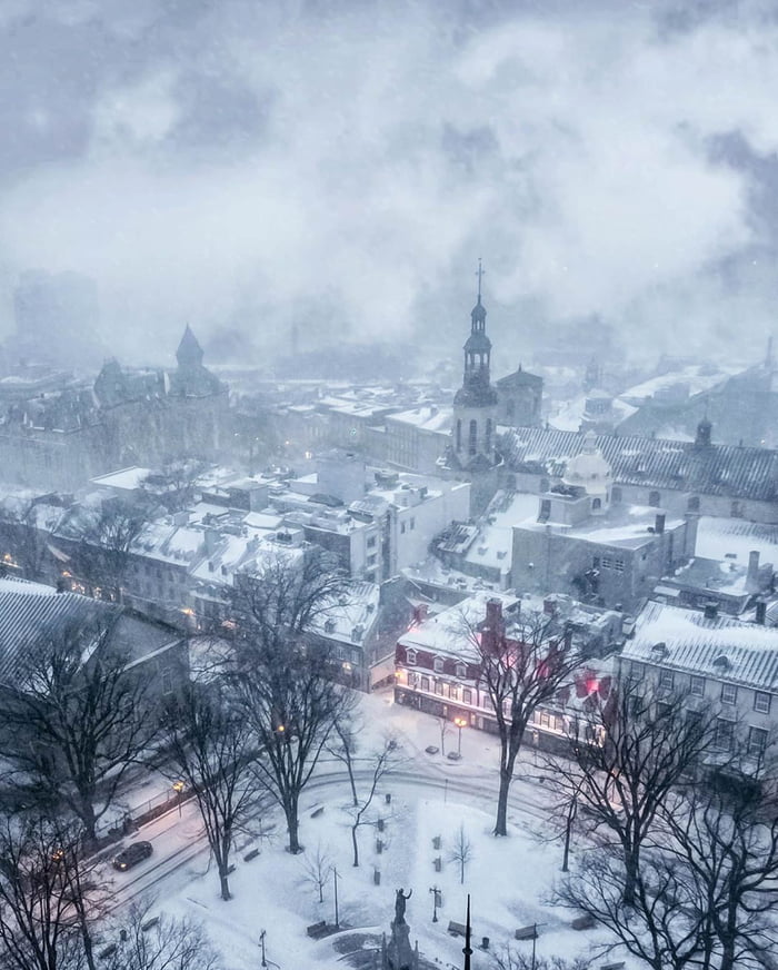 Quebec and snow. - 9GAG