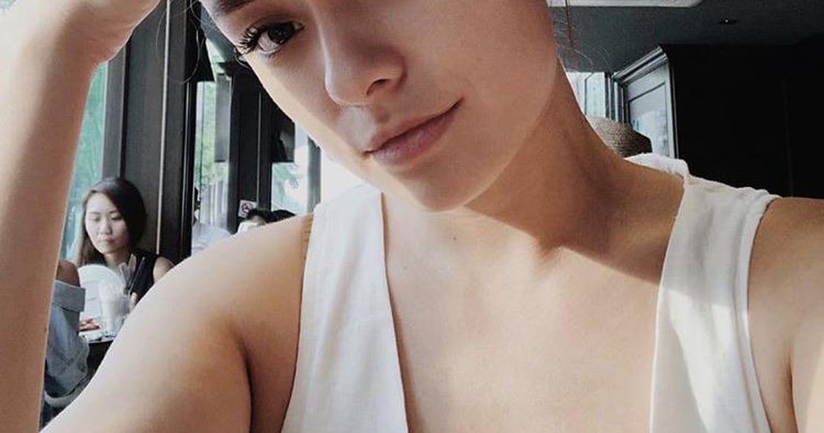 Yana Demeester - 9GAG